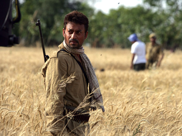 paan-singh-tomar-5 | Paan Singh Tomar 2012 Movie Stills - Bollywood Hungama