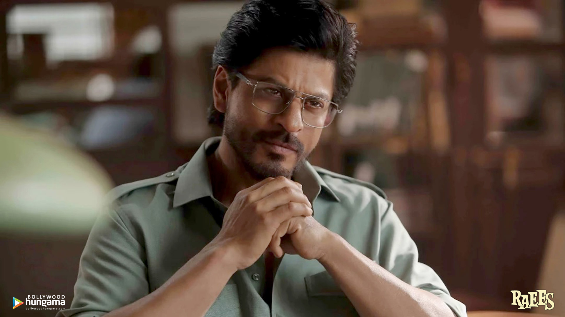 Raees 2017 Wallpapers | raees1-13 - Bollywood Hungama